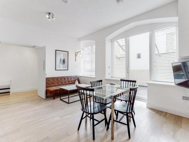 Anglers Lane, NW5 1 bed apartment to rent £2,000 pcm £462 pw
