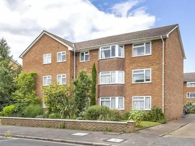 Anglesea Road, London, KT1 2ET, United Kingdom | 3 bed apartment for rent #138853455 | Rentberry