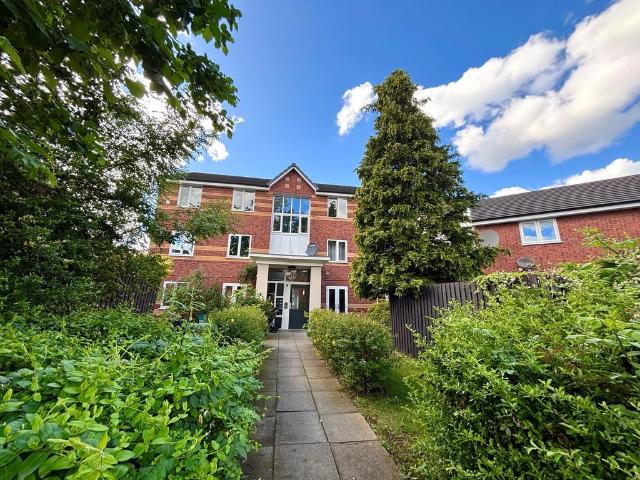 Angora Drive, Salford, M3 2 bed apartment to rent £1,050 pcm £242 pw