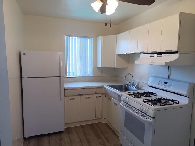 Anita Plaza Apartments 1 Bedroom Apartment for Rent at 20511 Anita Ave, Castro Valley, CA 94546