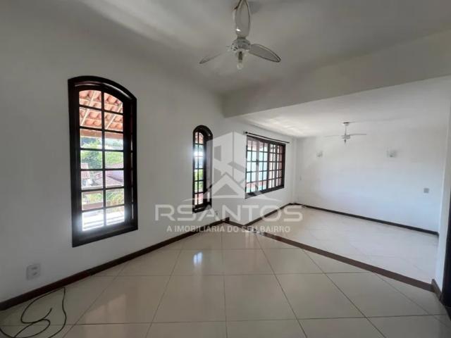 Anil Condomínio Vilarejo Excelente casa com 4 quartos, suíte, piscina e lazer