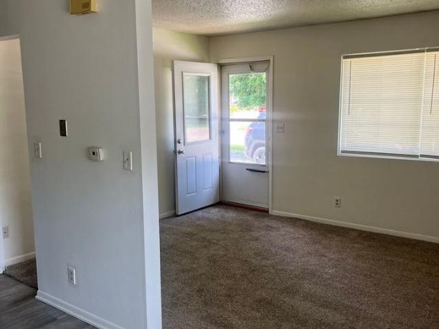 Ankeny Acres 1 Bedroom Apartment for Rent at 201 Sw Linden St, Ankeny, IA 50023