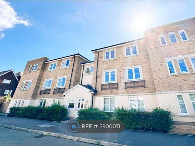 Anstey Road, Farnham GU9, 2 bed flat to rent, £1,450 pcm | PrimeLocation