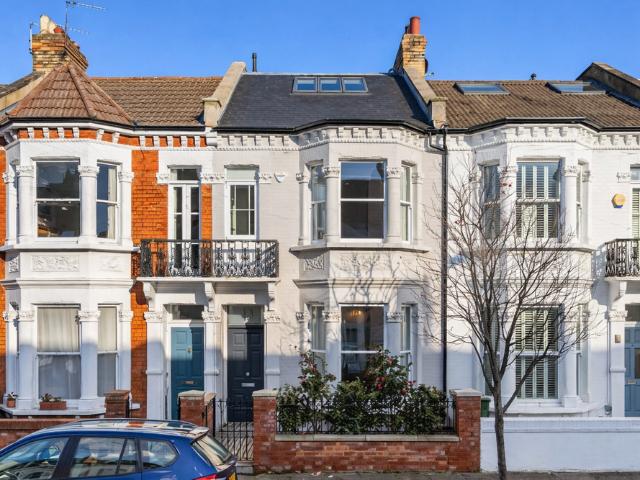 Anselm Road, SW6 4 bed house to rent £6,002 pcm £1,385 pw