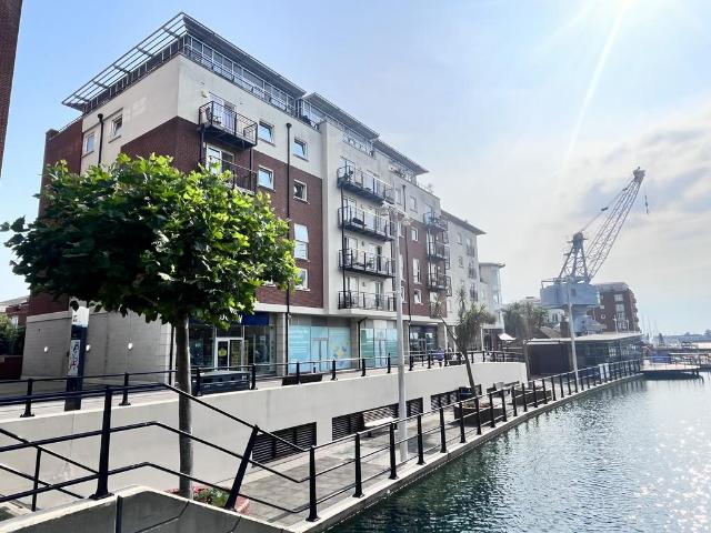 Anson Court, Portsmouth PO1 2 bed apartment to rent £1,850 pcm £427 pw