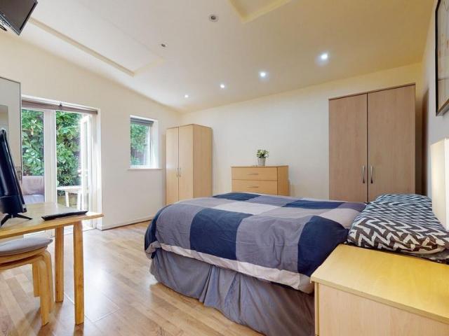 Anson Road, London NW2 Studio to rent £1,445 pcm £333 pw