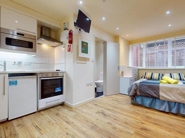 Anson Road, London NW2 Studio to rent £1,378 pcm £318 pw
