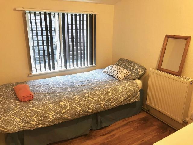 Anson Road, London NW2, Room to rent, £643 pcm | PrimeLocation