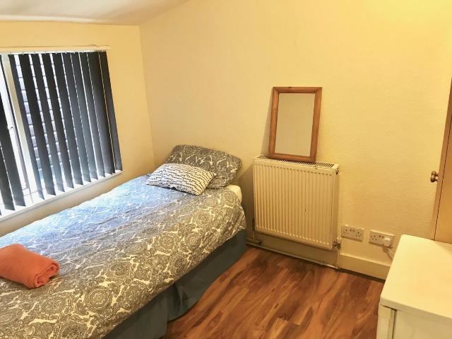 Anson Road, London NW2, Room to rent, £610 pcm | PrimeLocation