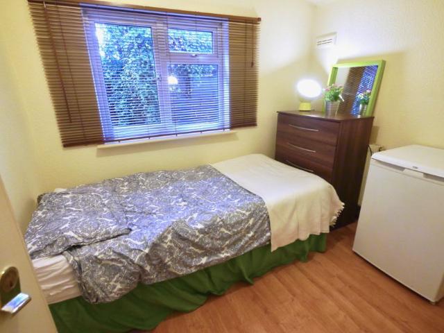 Anson Road, Willesden Green NW2, Room to rent, £645 pcm | PrimeLocation