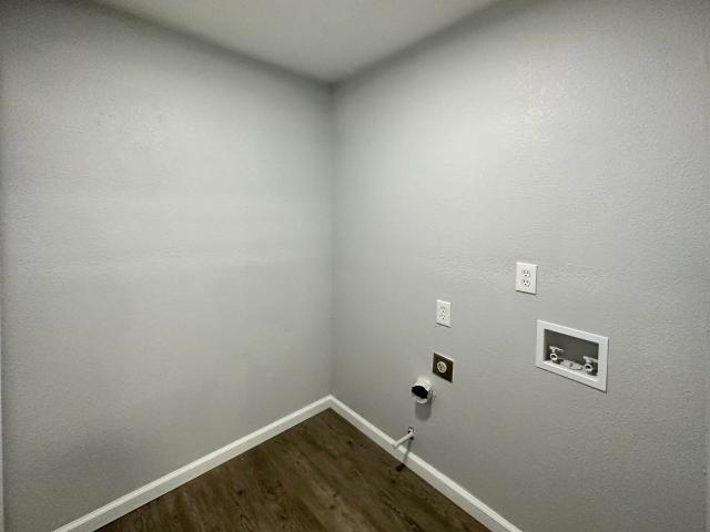Anthos at Pinewood Manor 2 Bedroom Apartment for Rent at 6903 Tara Blvd, Jonesboro, GA 30236
