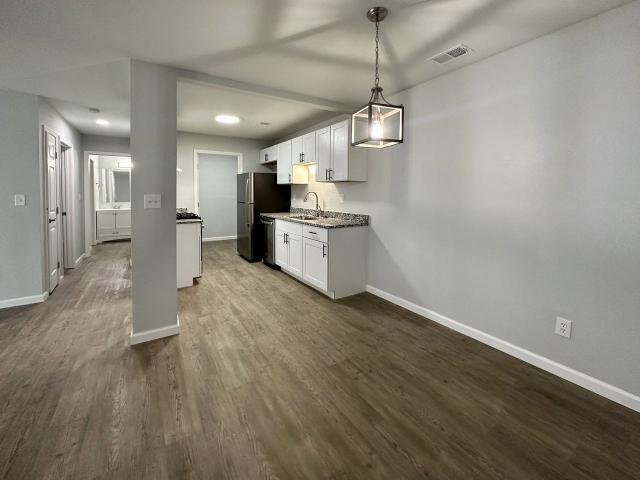 Anthos at Pinewood Manor 2 Bedroom Apartment for Rent at 6903 Tara Blvd, Jonesboro, GA 30236