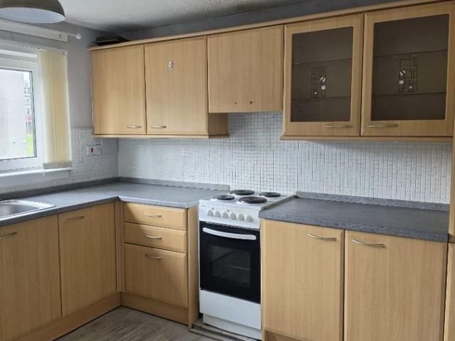Antigua Street, Central, Greenock PA15, 3 bed flat to rent, £725 pcm | PrimeLocation