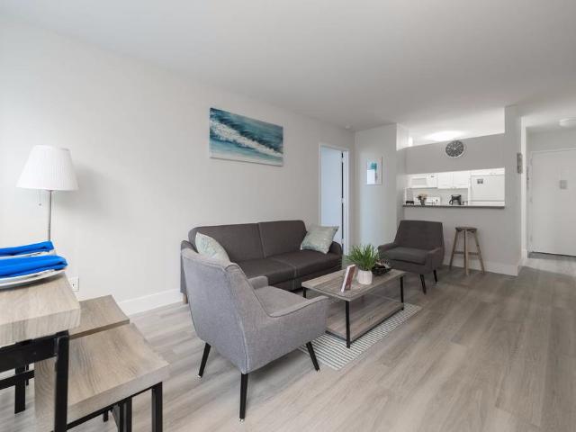 Antilles Bay Apartments,, E14