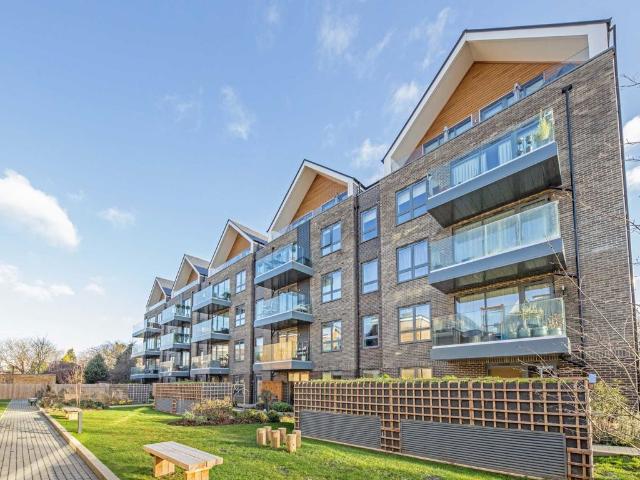 Antoinette Close, Kingston KT1, 2 bed flat to rent, £2,380 pcm | PrimeLocation