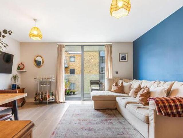 Antoinette Close, Kingston Upon Thames, 1 Bedroom Apartment