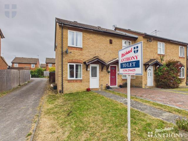 Anton Way, Hawkslade HP21, 2 bed end terrace house to rent, £1,350 pcm | PrimeLocation