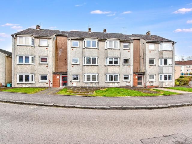 Anton Crescent, Kilsyth G65, 1 bed flat to rent, £595 pcm | PrimeLocation