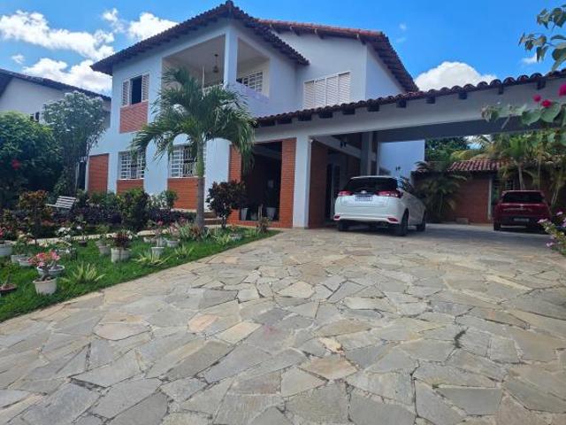 ANTÔNIO SEVERO VENDE: CASA QL 12 LAGO NORTE