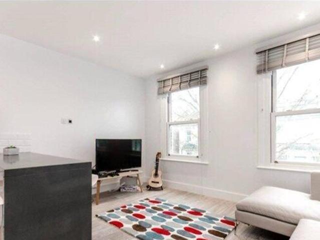 Antrobus Road, London, 3 Bedroom Terraced