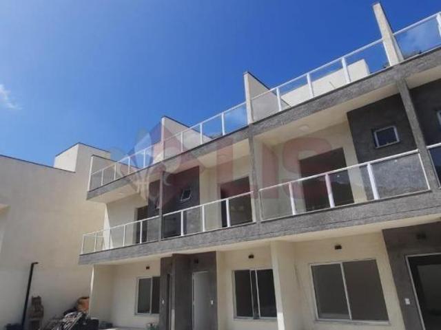 Anúncio de triplex novo à venda no centro de Caraguatatuba!