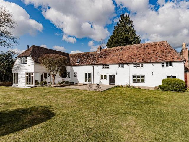 Anvil Green, Canterbury CT4 6 bed house to rent £4,500 pcm £1,038 pw