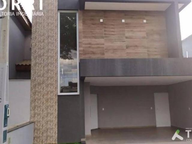 asa com piscina à venda no Condomínio Golden Park Residence