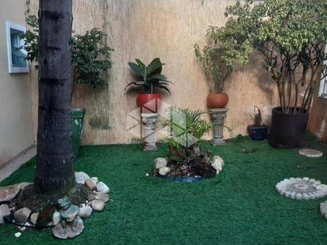 asa Completa com 3 quartos 1 Suíte, 4 vagas, Churrasqueira e Forno a Lenha
