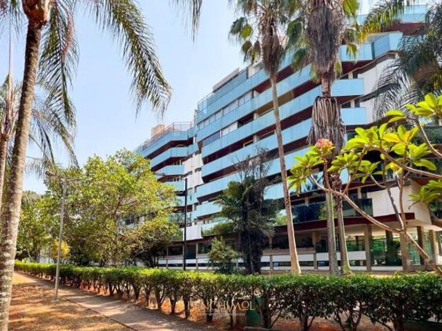 asa sul duplex SQS 211 4 suites 3 vagas alto padrão varanda vazado