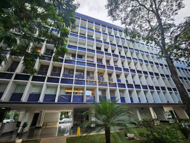ASA SUL SQS 106 / 142mts / 3 QUARTOS / REFORMADO