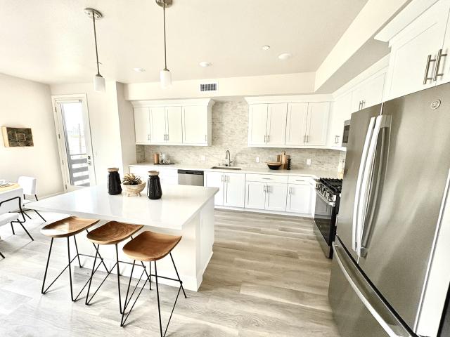 Asano on Fourth 1 Bedroom Apartment for Rent at 2100 4th Ave, San Diego, CA 92101 Park West