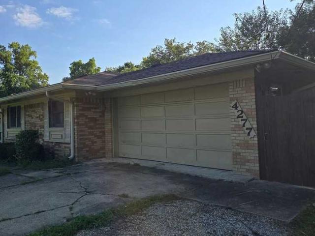 Asbury Duplex 2 Bedroom Apartment for Rent at 4277 4277 Asbury St & 1801 Lawrence Ave, Indianapolis, IN 46227 Edgewood