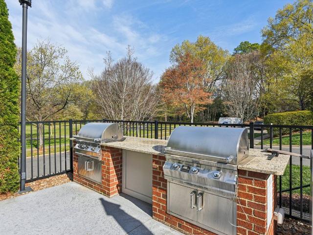 Asbury Flats 1 Bedroom Apartment for Rent at 910 Walnut Ave, Charlotte, NC 28208 Wesley Heights