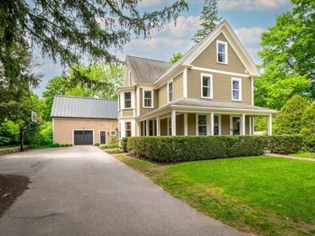 Asbury St, Hamilton, Home For Sale