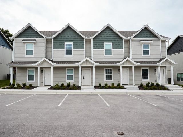 Ascend 3 Bedroom Apartment for Rent at 501 Dawn St, Raymore, MO 64083