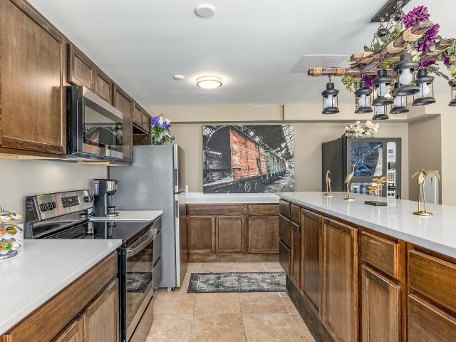 Ascend Apartments 2 Bedroom Apartment for Rent at 3507 N Service Rd, Moore, OK 73160