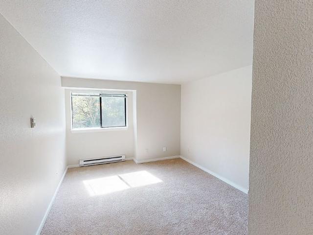 Ascent 3 Bedroom Apartment for Rent at 12062 Slater Ave Ne, Kirkland, WA 98034 North Rose Hill