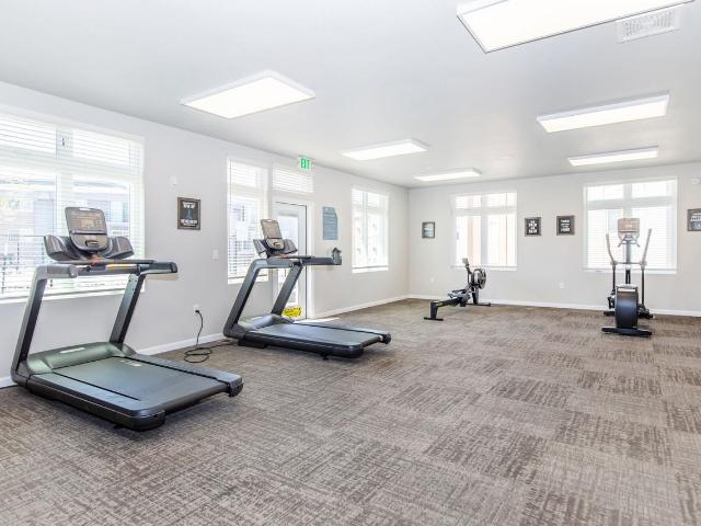 Ascent Apartments 1 Bedroom Apartment for Rent at 1030 S Chelton Rd, Colorado Springs, CO 80910 Park Hill