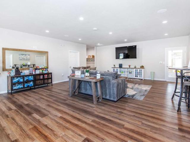 Ascent Apartments 2 Bedroom Apartment for Rent at 1030 S Chelton Rd, Colorado Springs, CO 80910 Park Hill