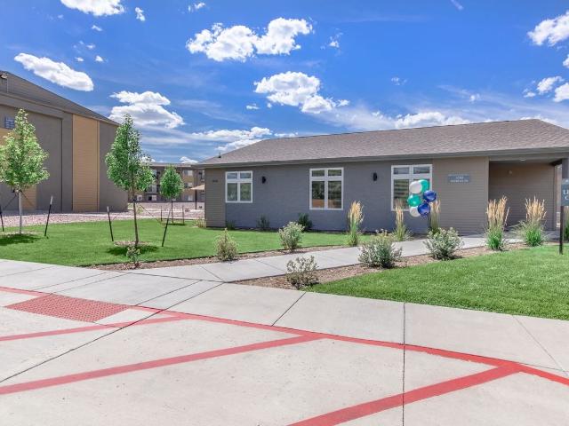 Ascent Apartments 2 Bedroom Apartment for Rent at 1030 S Chelton Rd, Colorado Springs, CO 80910 Park Hill