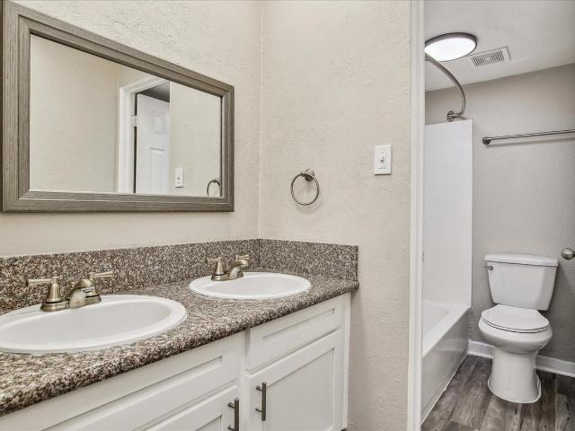 Ascent at Fitzsimons 2 Bedroom Apartment for Rent at 1678 Paris St, Aurora, CO 80010 North Aurora