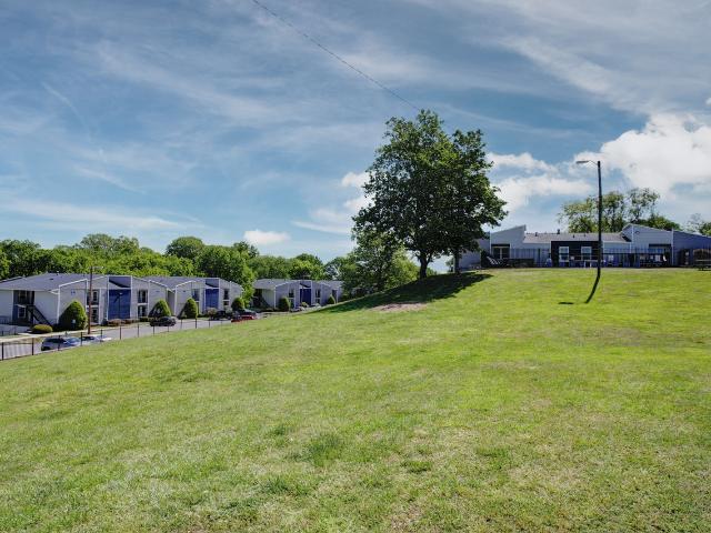 Ascent East Nashville 3 Bedroom Apartment for Rent at 488 Lemont Dr, Nashville, TN 37216 Kenmont Apartments