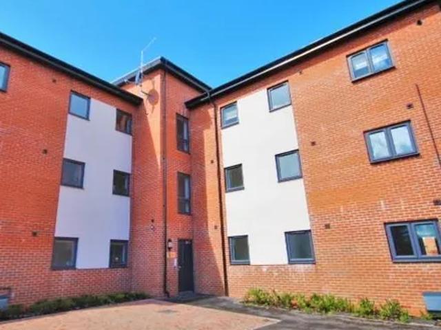 Ascot Way, Rednal, B31 2DZ, United Kingdom | 2 bed apartment for rent #139622766 | Rentberry