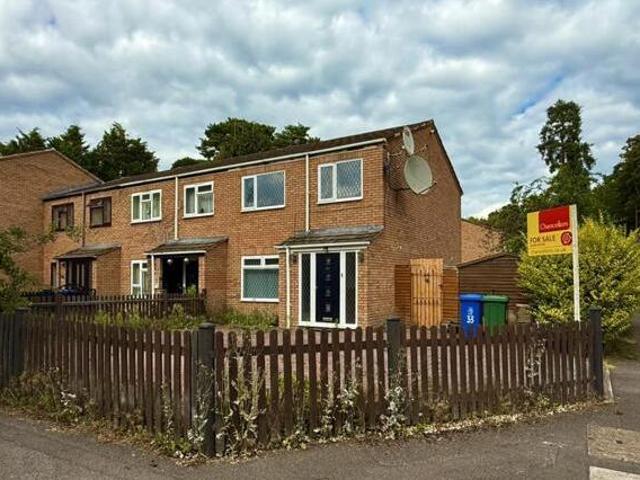 Ascot, Berkshire, 3 Bedroom End
