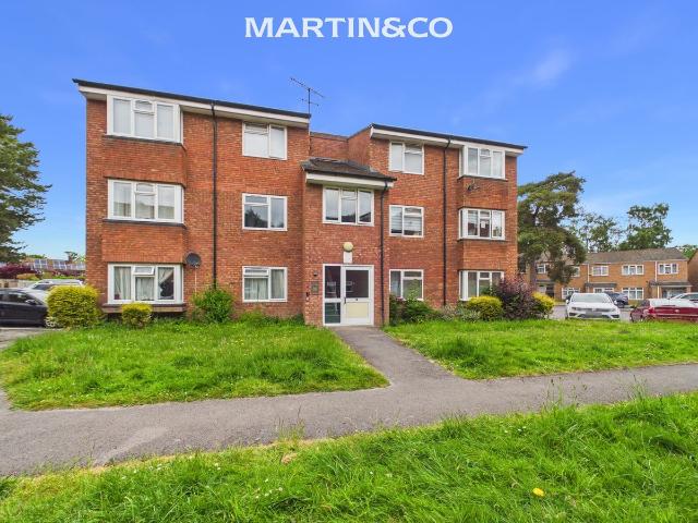 Ascot, Berkshire SL5, 1 bed flat to rent, £1,300 pcm | PrimeLocation
