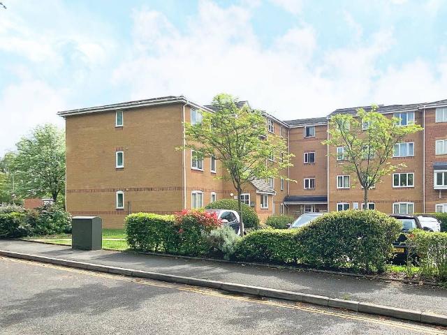 Ascot Court, Aldershot, Hampshire GU11, 1 bed flat to rent, £1,050 pcm | PrimeLocation