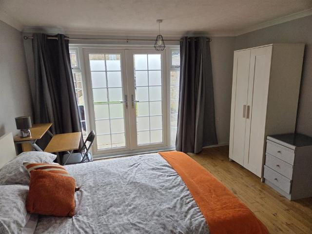 Ascot Crescent, Stevenage, SG1