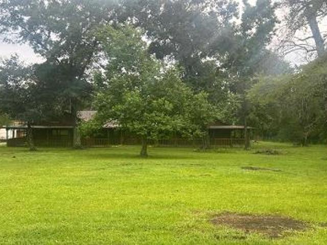 Ascot Farms Rd