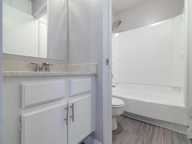 Ascot Park Apartments 3 Bedroom Apartment for Rent at 1422 E 9th St, San Bernardino, CA 92410 Curtis