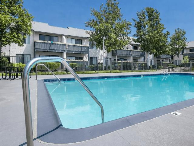 Ascot Park Apartments 1 Bedroom Apartment for Rent at 1422 E 9th St, San Bernardino, CA 92410 Curtis
